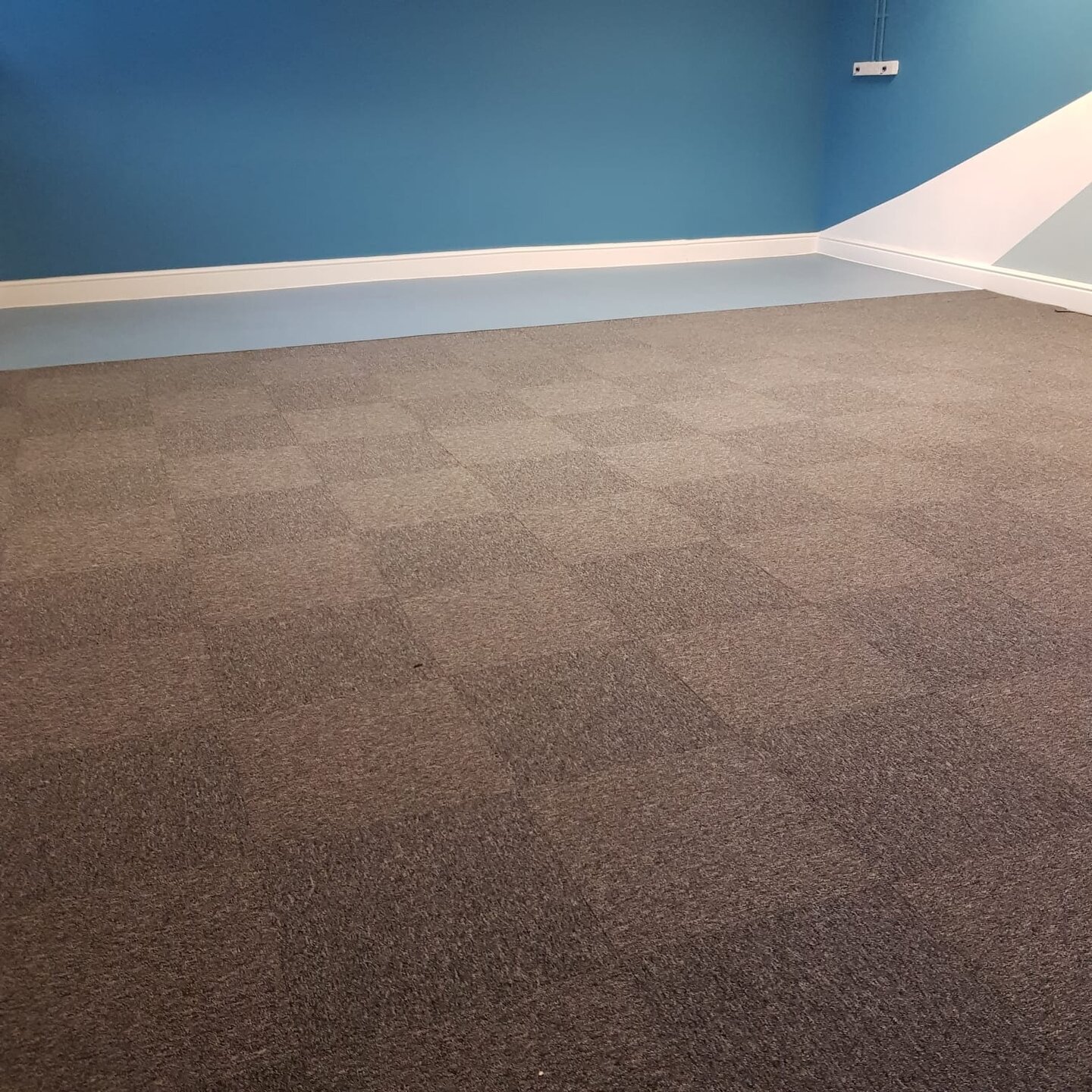 Luxury Vinyl Tiles from Lincolnshire Flooring | Visit Showroom